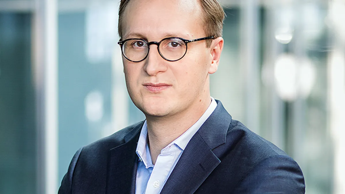 Dr. Peter Naumann übernimmt CFO-Position bei Sanofi in Deutschland ...